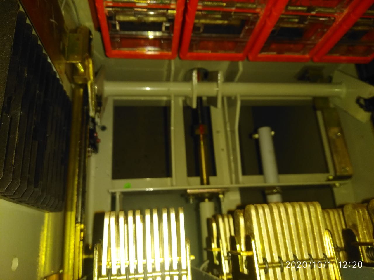 omtechguide Air Circuit Breaker » Electrical Switch gear